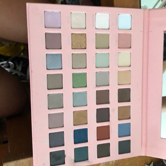 LORAC | Makeup | Lorax Pro Mega 4 Pallet | Poshmark